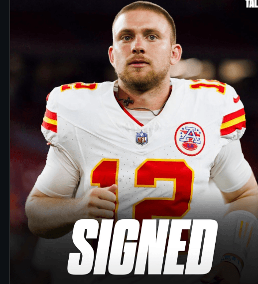 Chiefs Re-Sign Super Bowl Champion After Mahomes, Minshew Suffer Season ...